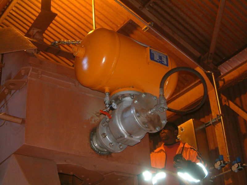 Air Cannons - Blasters | Improve Flow In Silos & Storage Systems